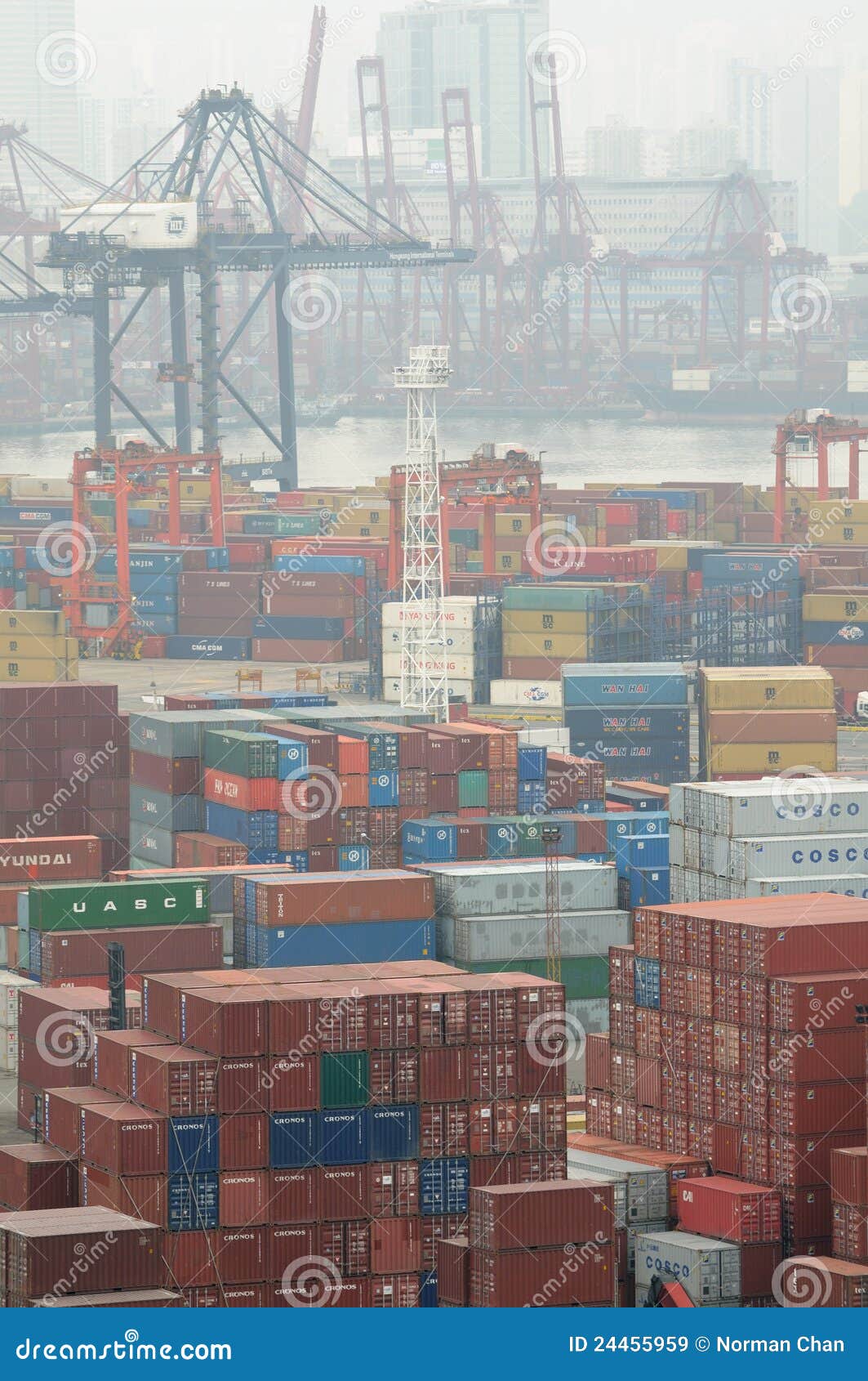 Hong Kong Kwai Chung Container Terminal Editorial Stock Image - Image ...