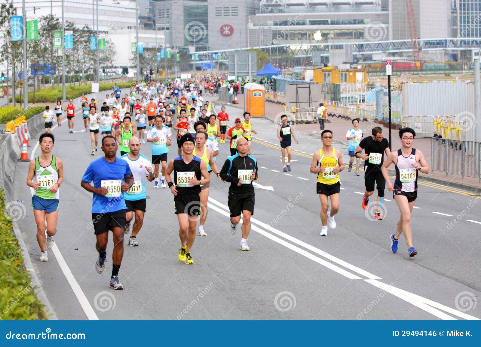 Hong Kong Marathon 2013 editorial photo. Image of female - 29494146