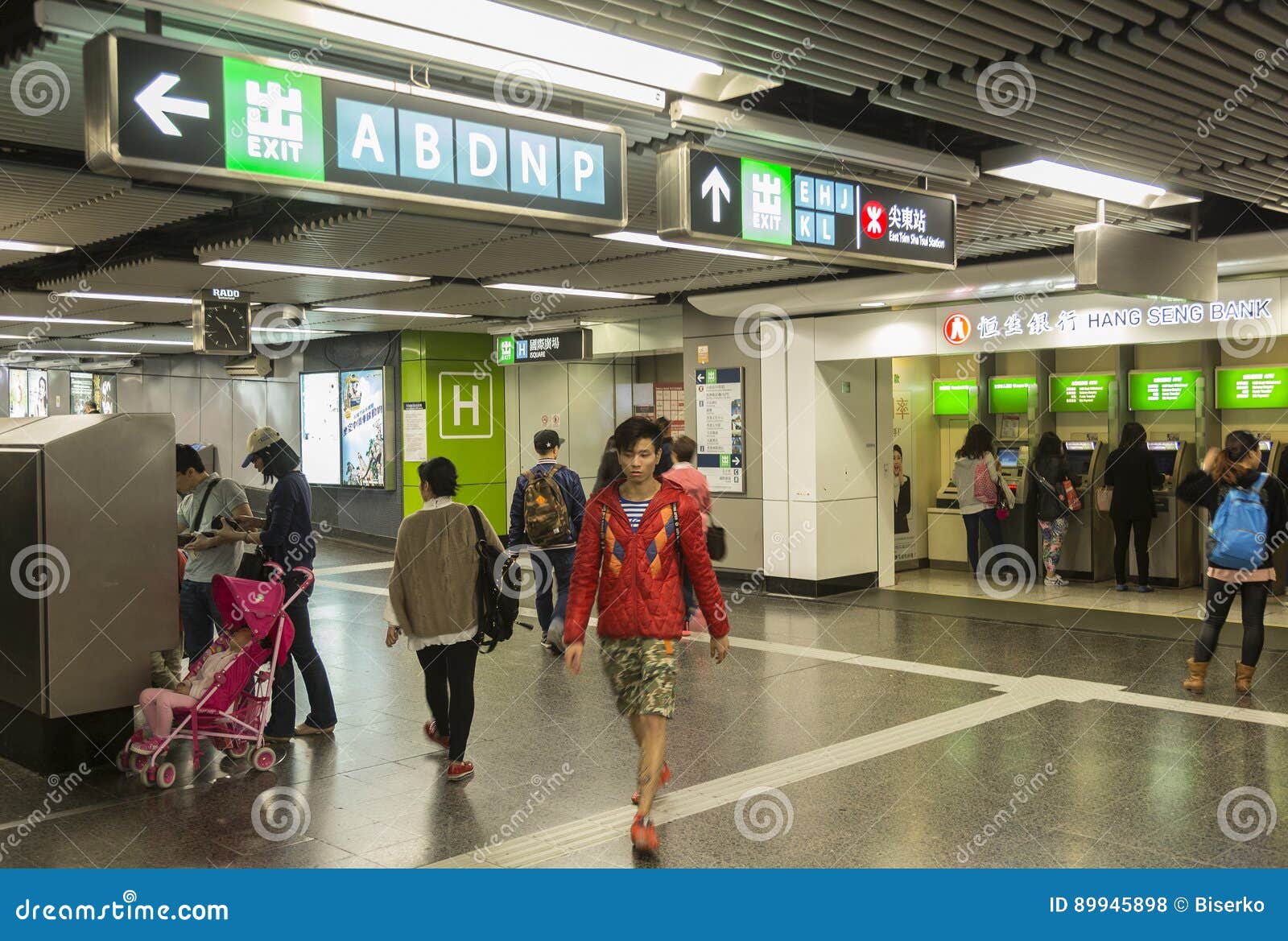 Hong Kong MRT subway editorial stock photo. Image of neon - 89945898