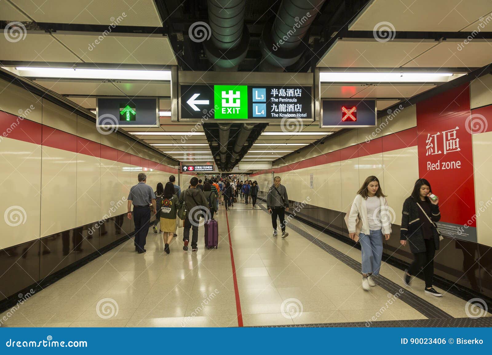 Hong Kong MRT subway editorial photo. Image of girl, ubahn - 90023406