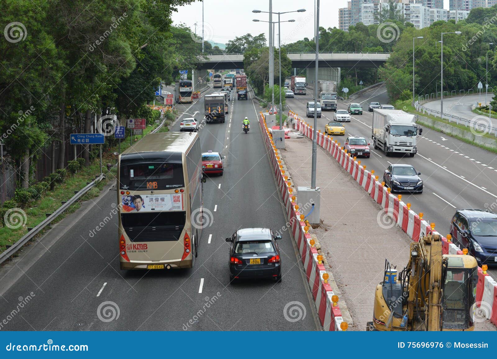 Hong Kong traffic editorial photo. Image of move, power - 75696976