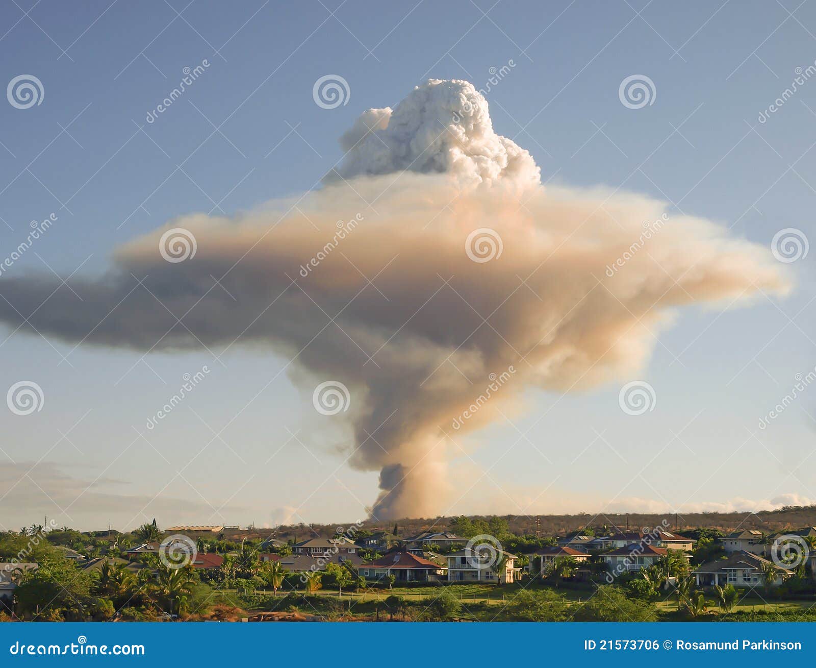 Hongo atómico foto de archivo. Imagen de apocalipsis - 21573706