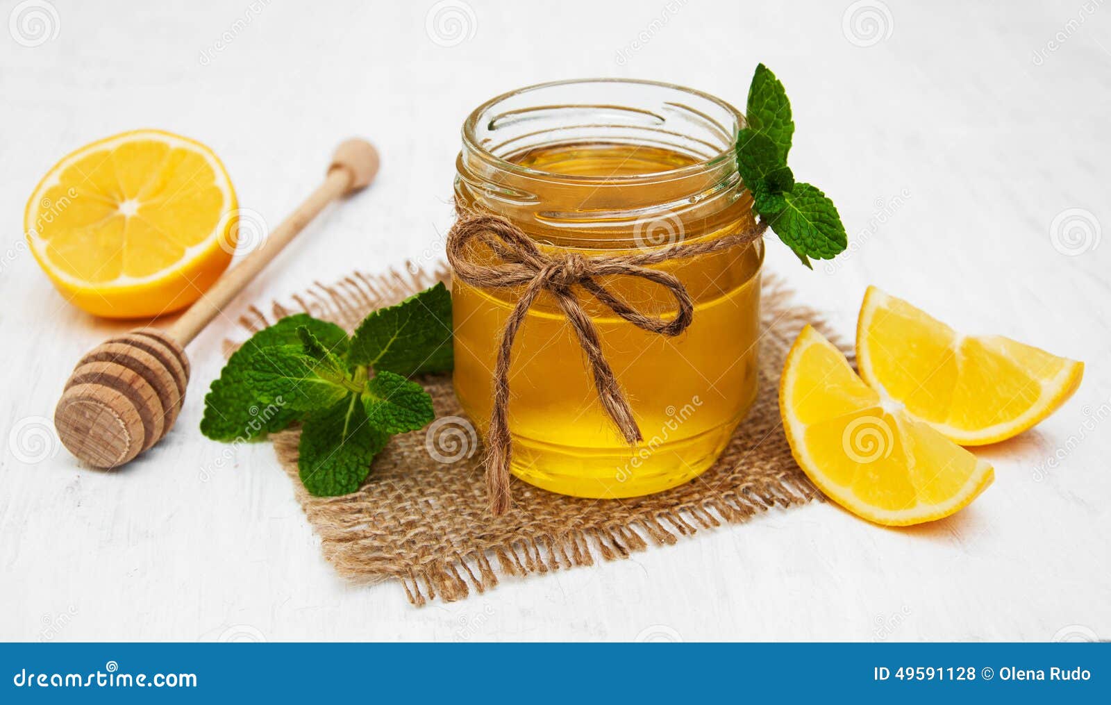 Honig Mit Zitrone Und Minze Stockfoto - Bild von selbstgemacht, honig ...