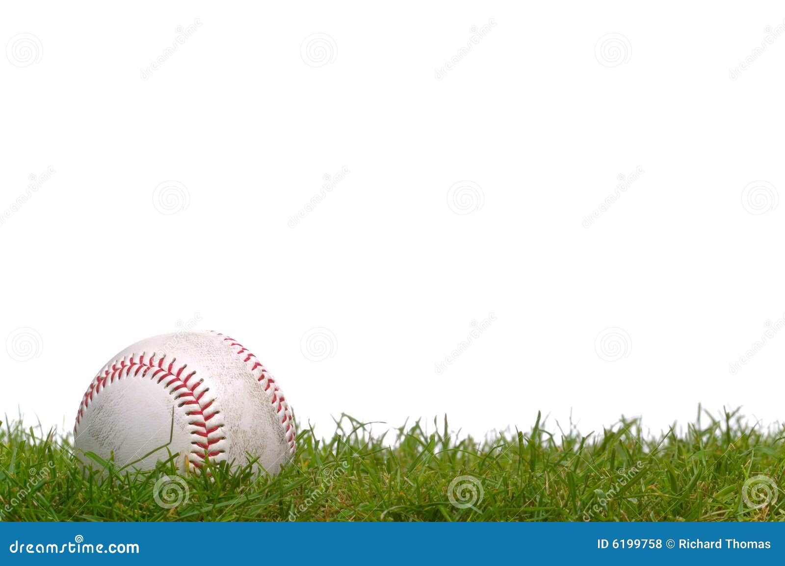 Honkbal in het gras stock foto. Image of perspectief, hoogte - 6199758