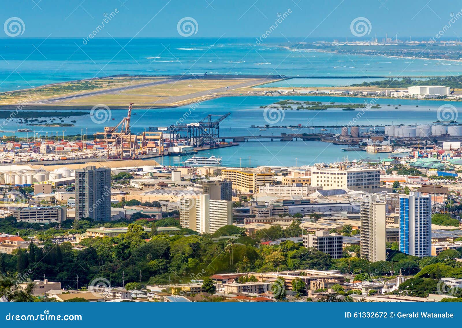 Honolulu stock photo. Image of runway, ocean, hawaii - 61332672