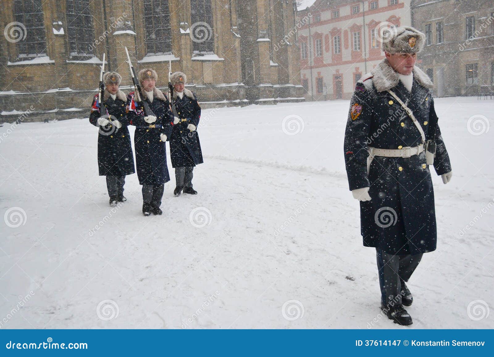 Honor Guard at Prague Castle Editorial Photography - Image of officer ...