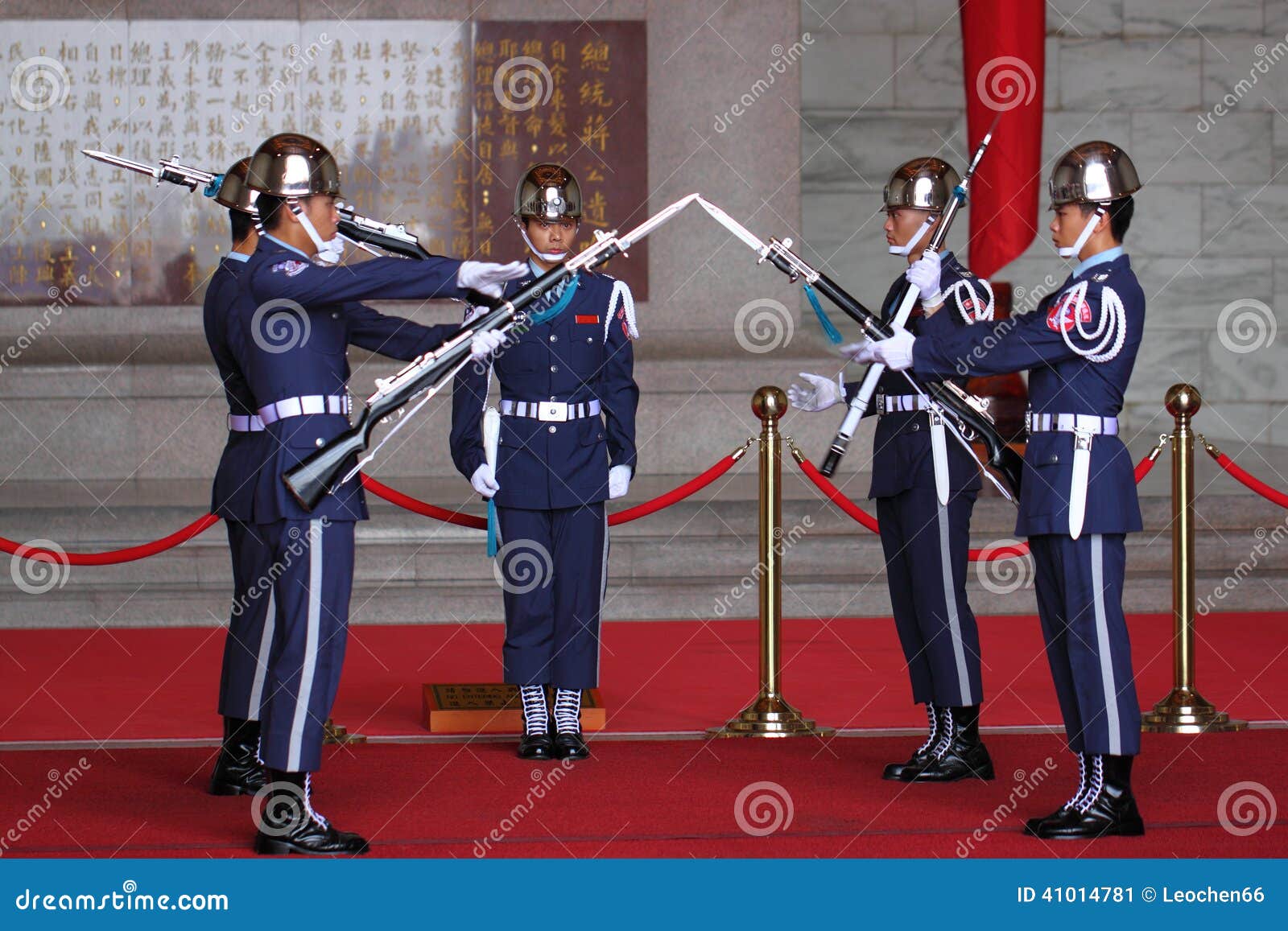 The Honor Guards At The Monument Of The Unknown Soldier Built Under The ...
