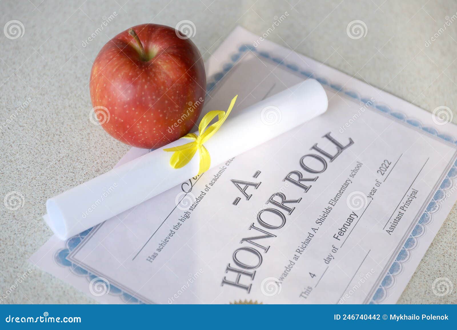 A Honor Roll Recognition, Certificate Of Achievement And High School ...