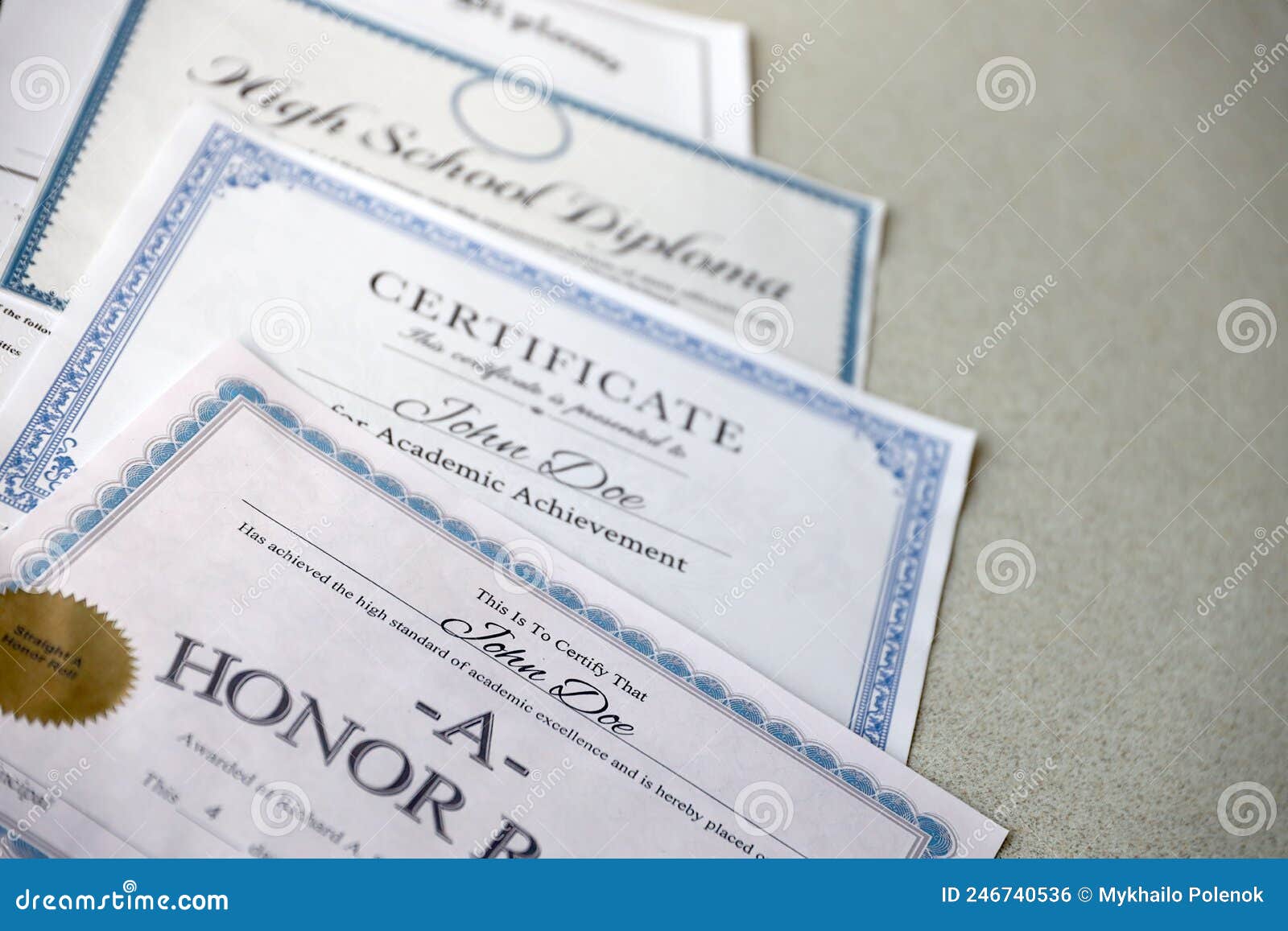 A Honor Roll Recognition, Certificate of Achievement and High School ...