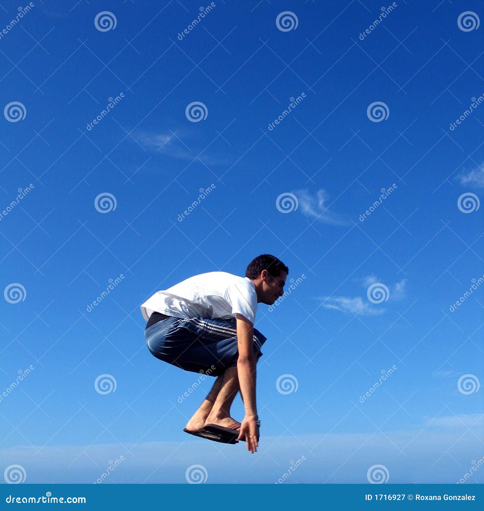 Hoog het springen stock afbeelding. Image of verwezenlijking - 1716927