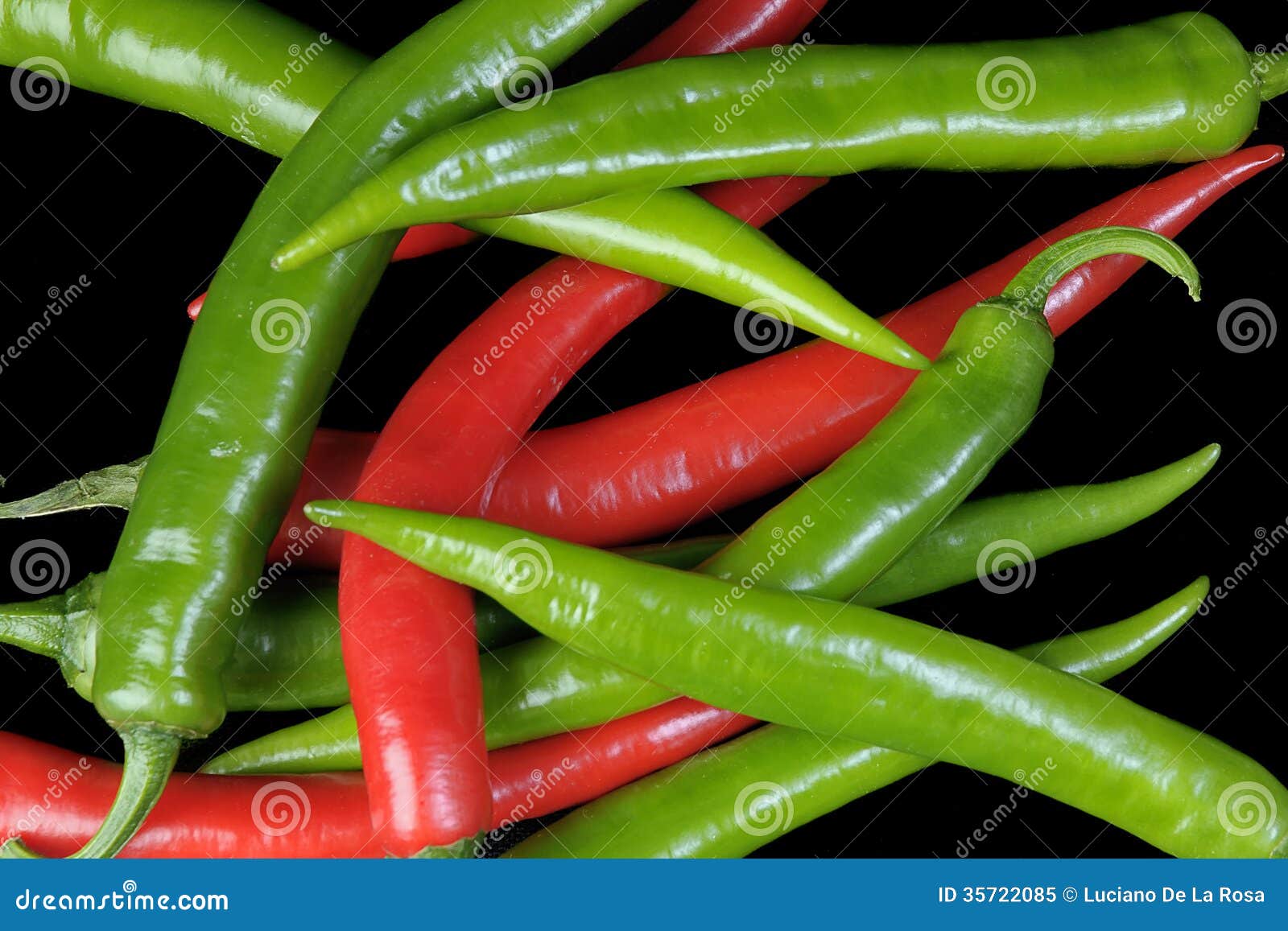 Hoop Van Rijp Groot Rood En Groene Paprika's Stock Afbeelding - Image ...