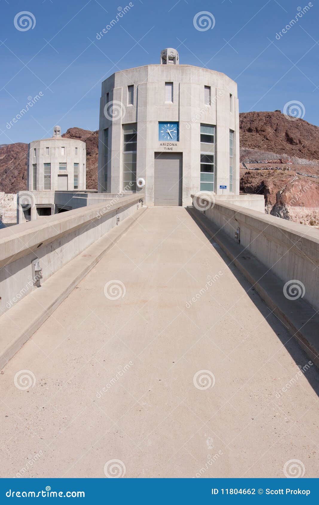 Hoover Dam Intake Tower stock photo. Image of canyon - 11804662