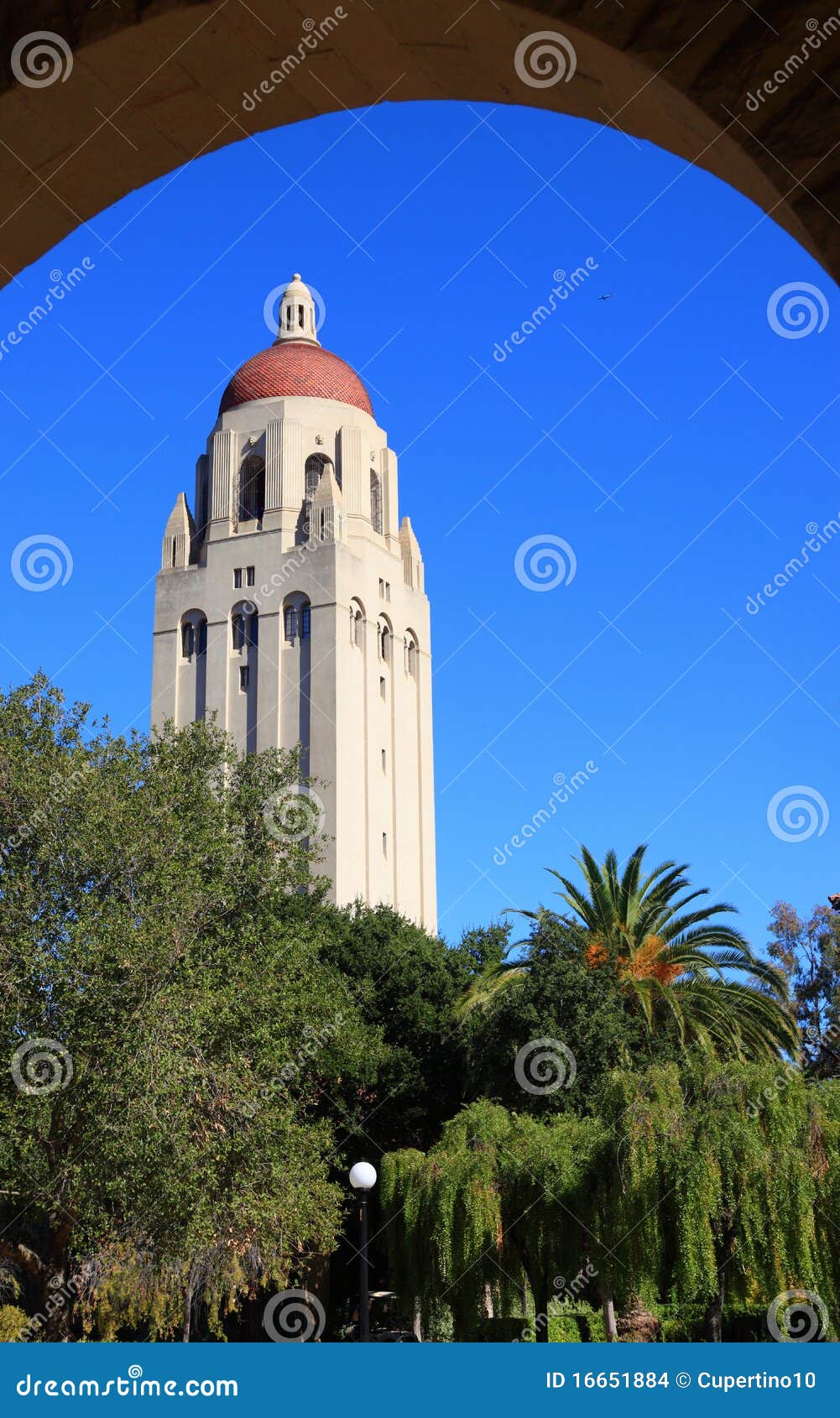 Hoover Tower editorial stock image. Image of study, expensive - 16651884