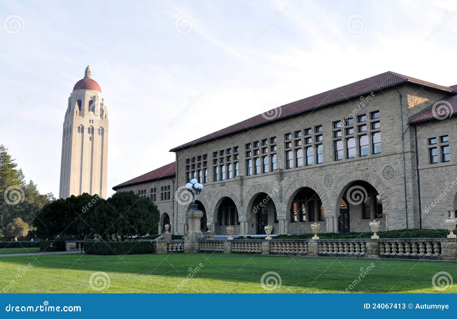 Hoover Tower in Stanford University Editorial Stock Photo - Image of ...