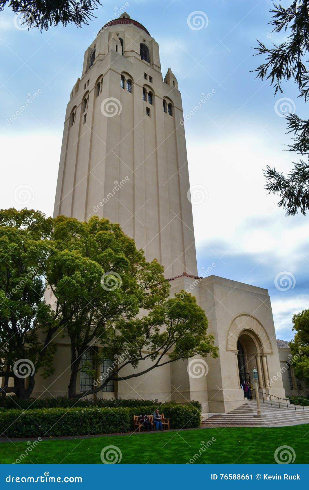Hoover Tower at Stanford University Editorial Photo - Image of ...