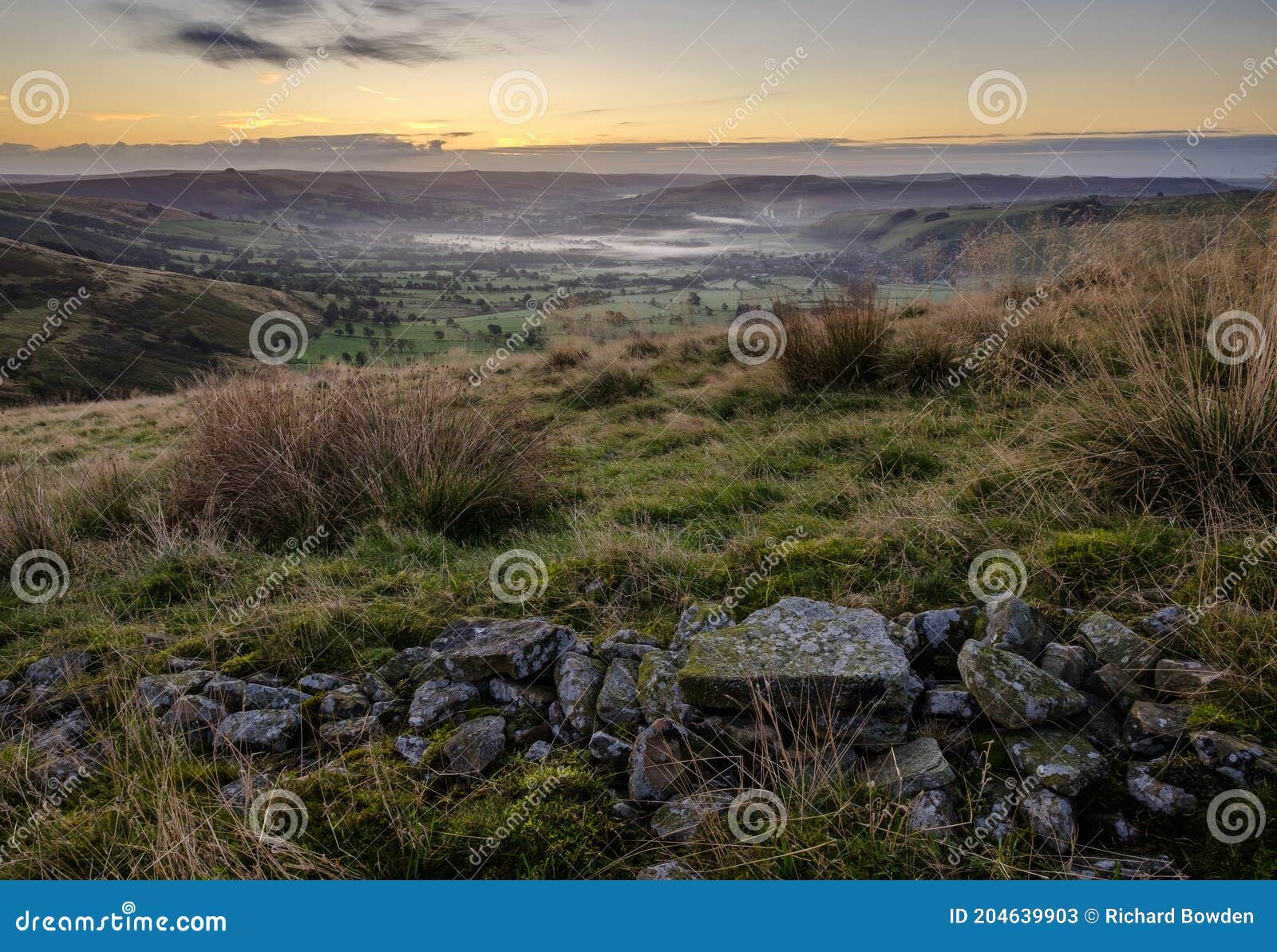 Hope Valley stock image. Image of scenic, mist, park - 204639903