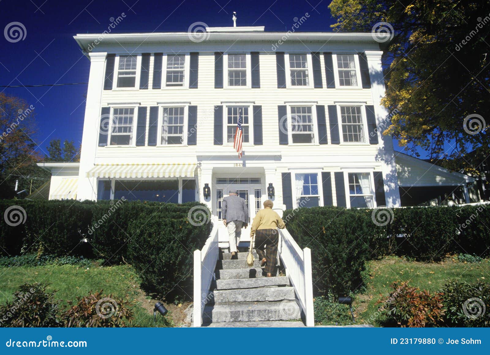 Hopkins Inn & Vineyard editorial image. Image of hotel - 23179880