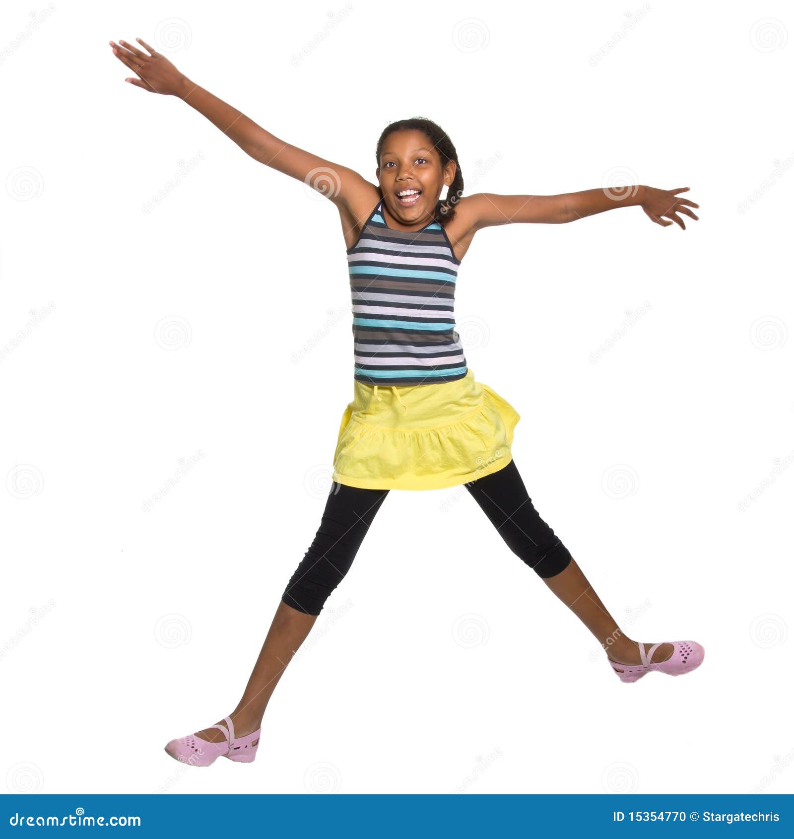 Hoppa barn för flicka arkivfoto. Bild av isolerat, flicka - 15354770