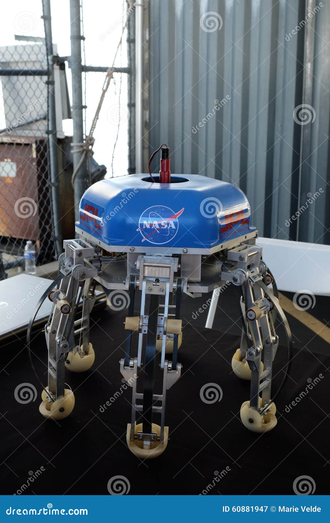 Hopper at JPL Open House 2015 Editorial Photography - Image of house ...