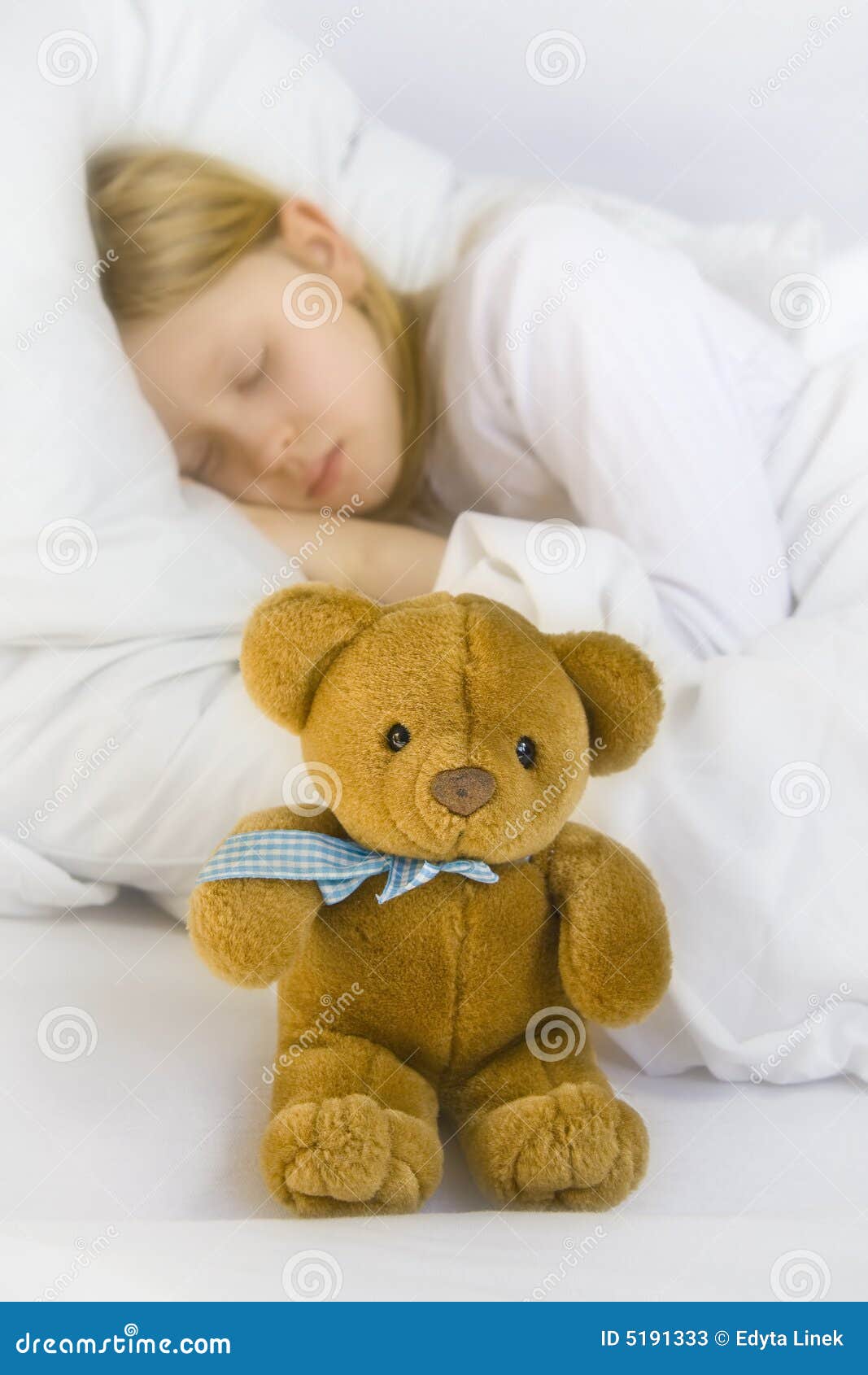 Hora de acostarse imagen de archivo. Imagen de cabrito - 5191333