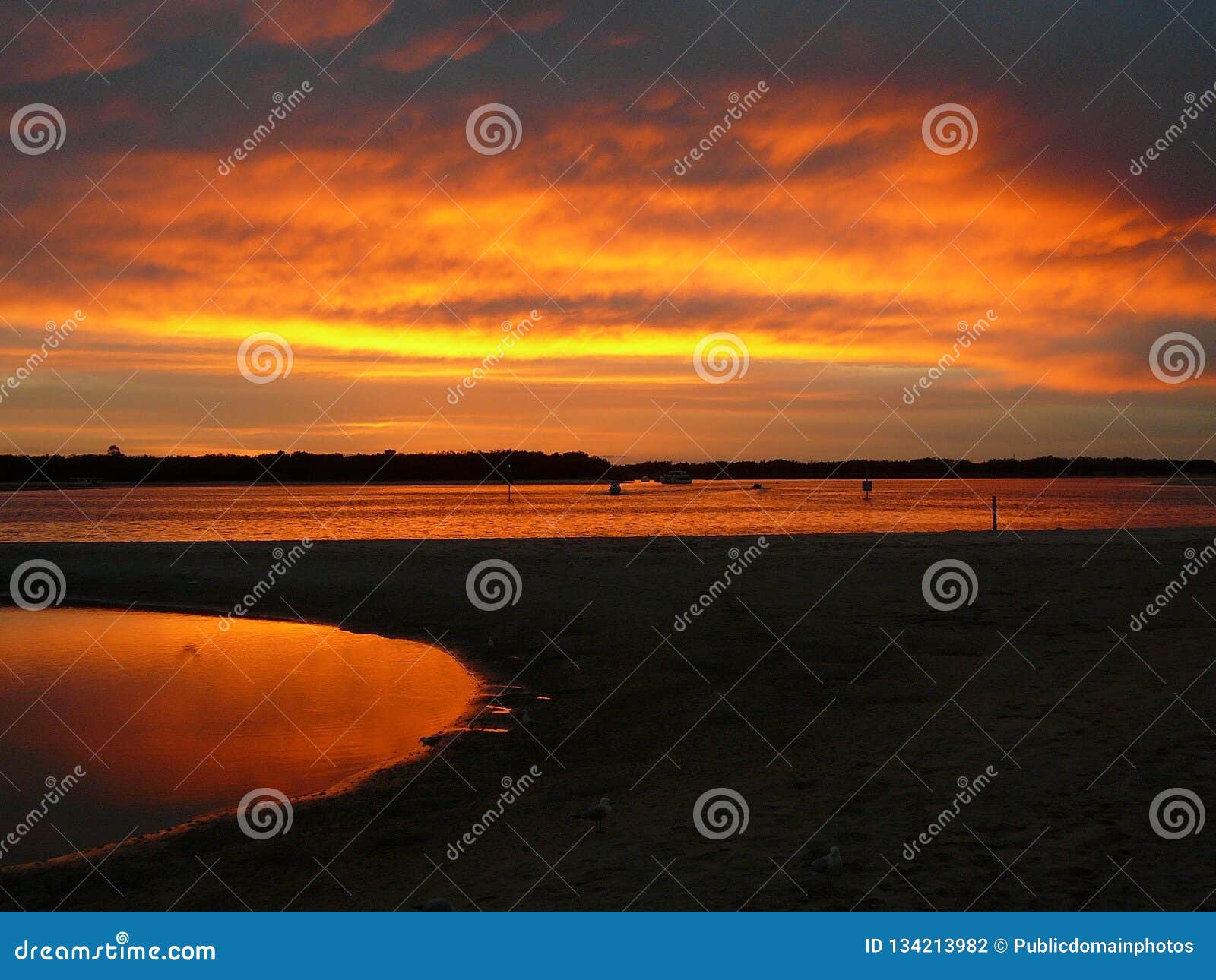 Horizon, Afterglow, Sky, Sunset Picture. Image: 134213982