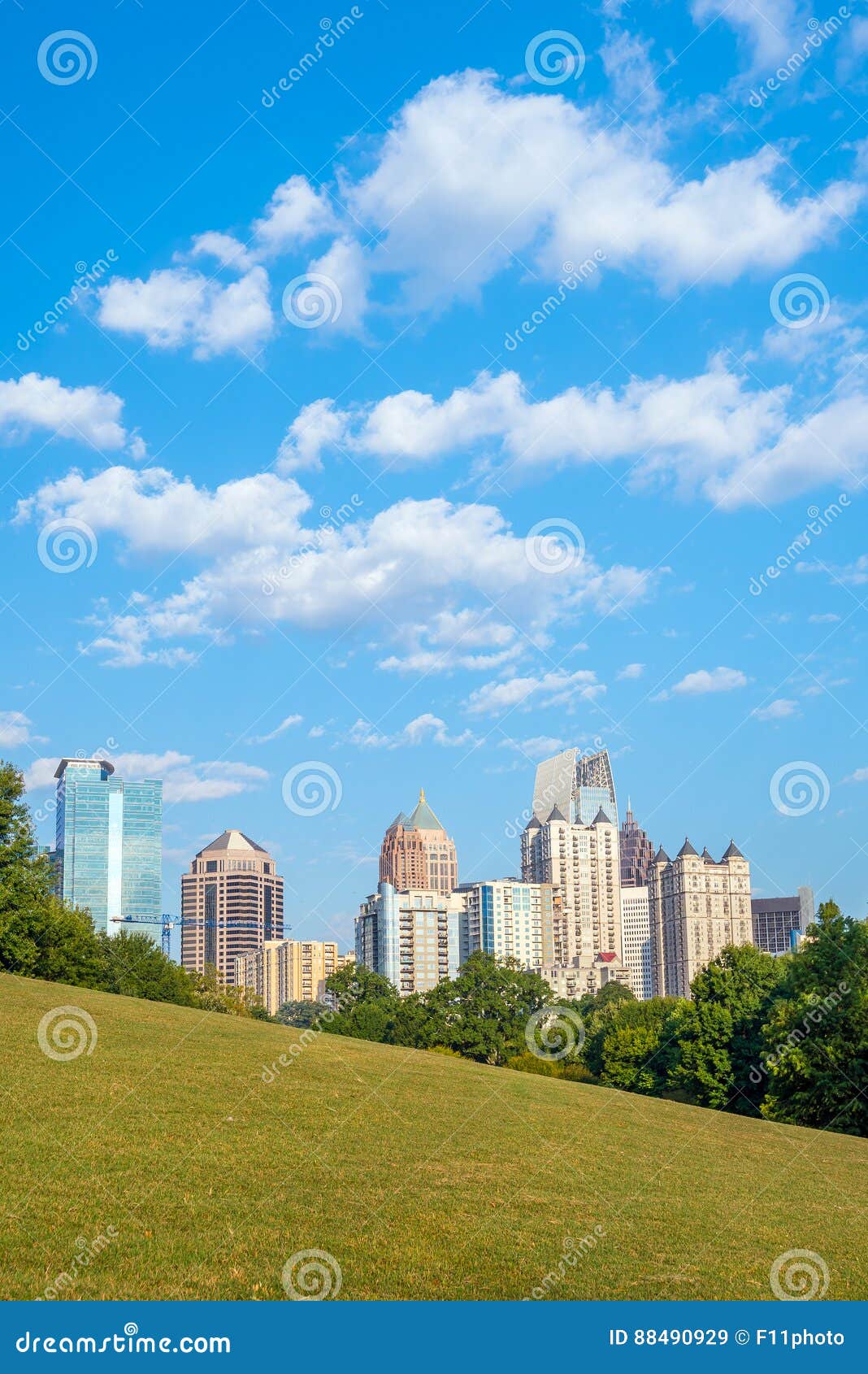Horizon D'Atlanta De Midtown Du Parc Image stock - Image du atlanta ...