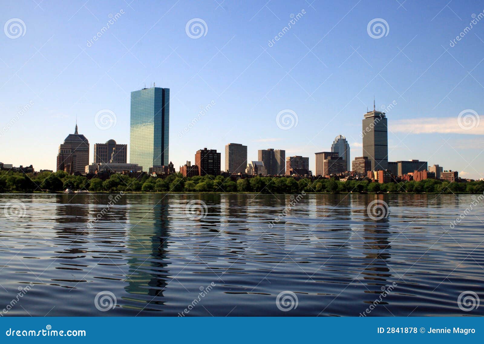 Horizon de Boston photo stock. Image du horizontal, bleu - 2841878