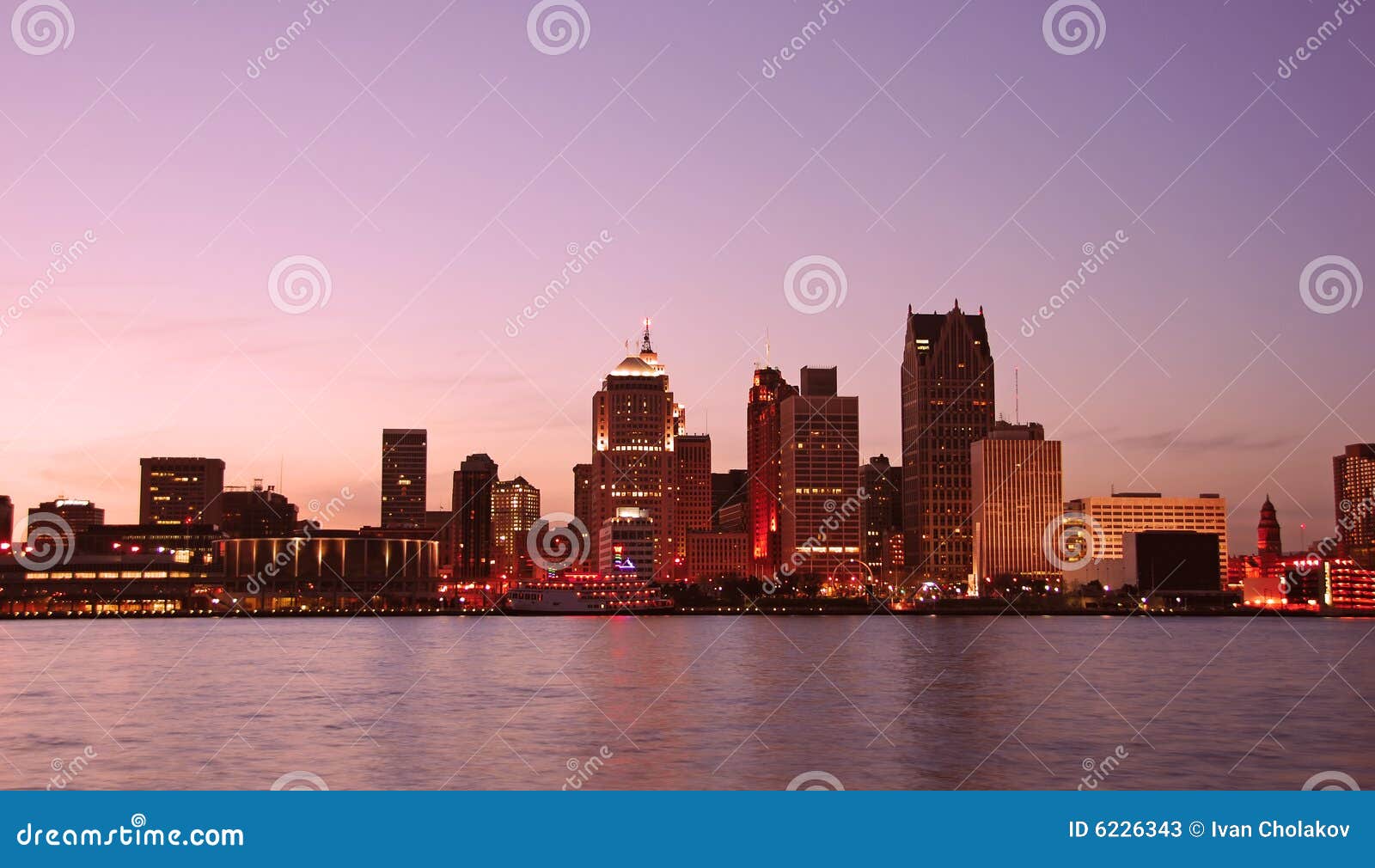 Horizon de Detroit image stock. Image du américain, éclairage - 6226343