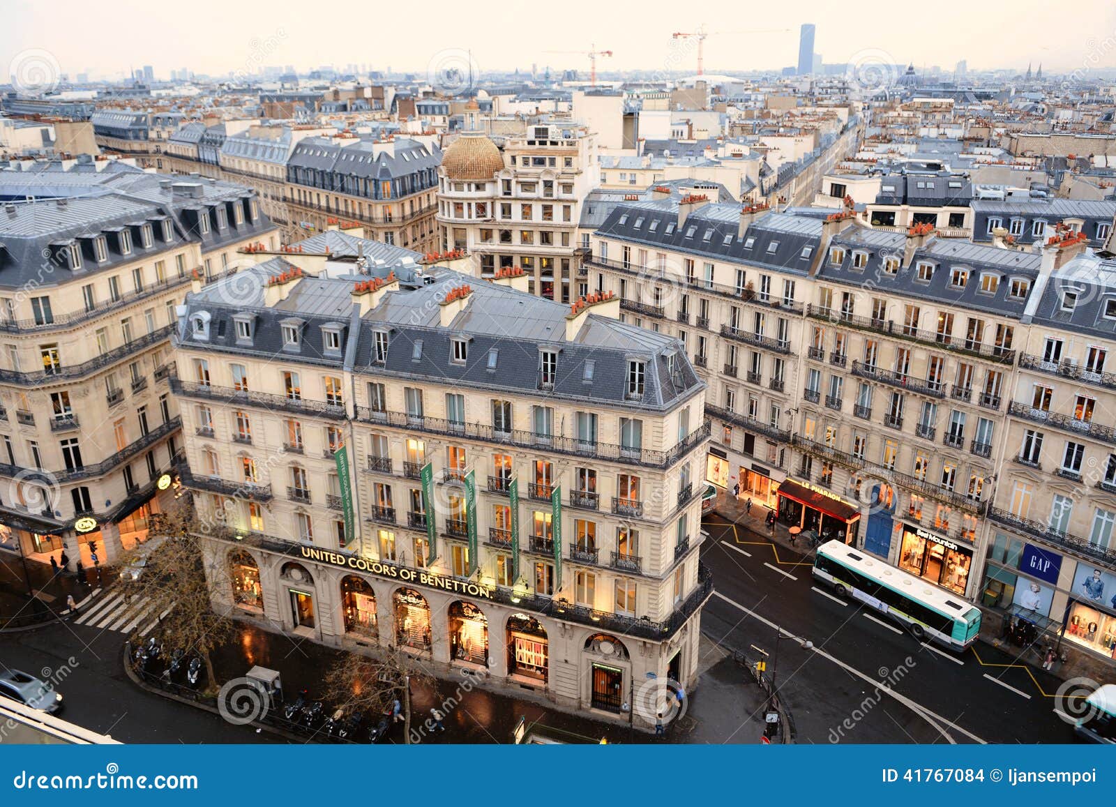 Horizon De Paris De Notre Dame De Paris Image stock éditorial - Image ...