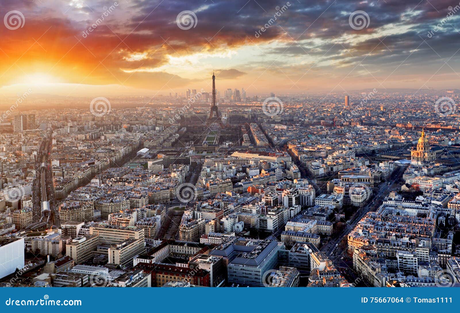 Horizon De Paris De Notre Dame De Paris Photo stock - Image du ciel ...