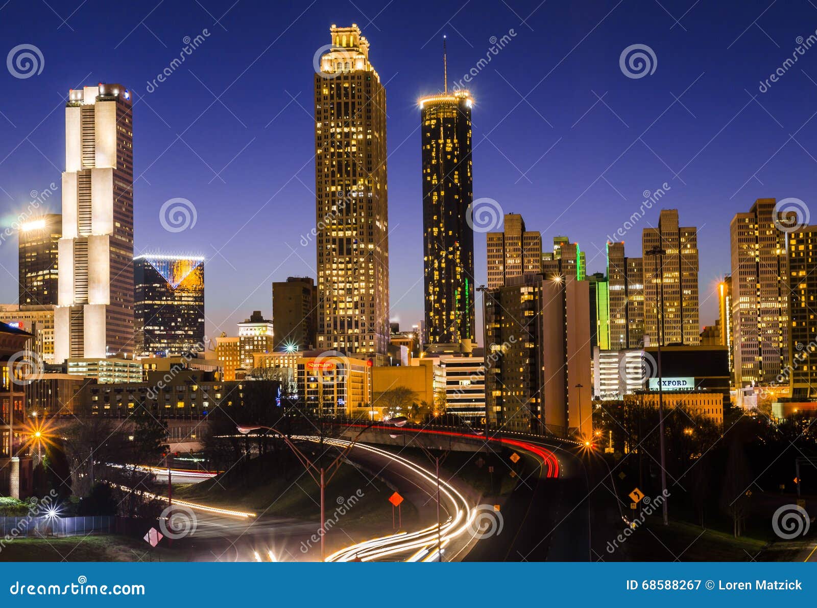 Horizon de ville d'Atlanta image stock. Image du cityscape - 68588267
