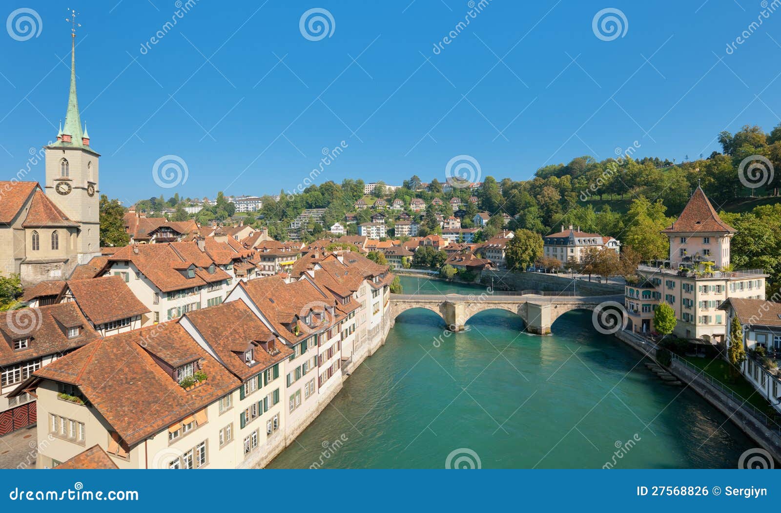 Horizon Over De Oude Stad Van Bern Stock Foto - Image of ochtend, rood ...