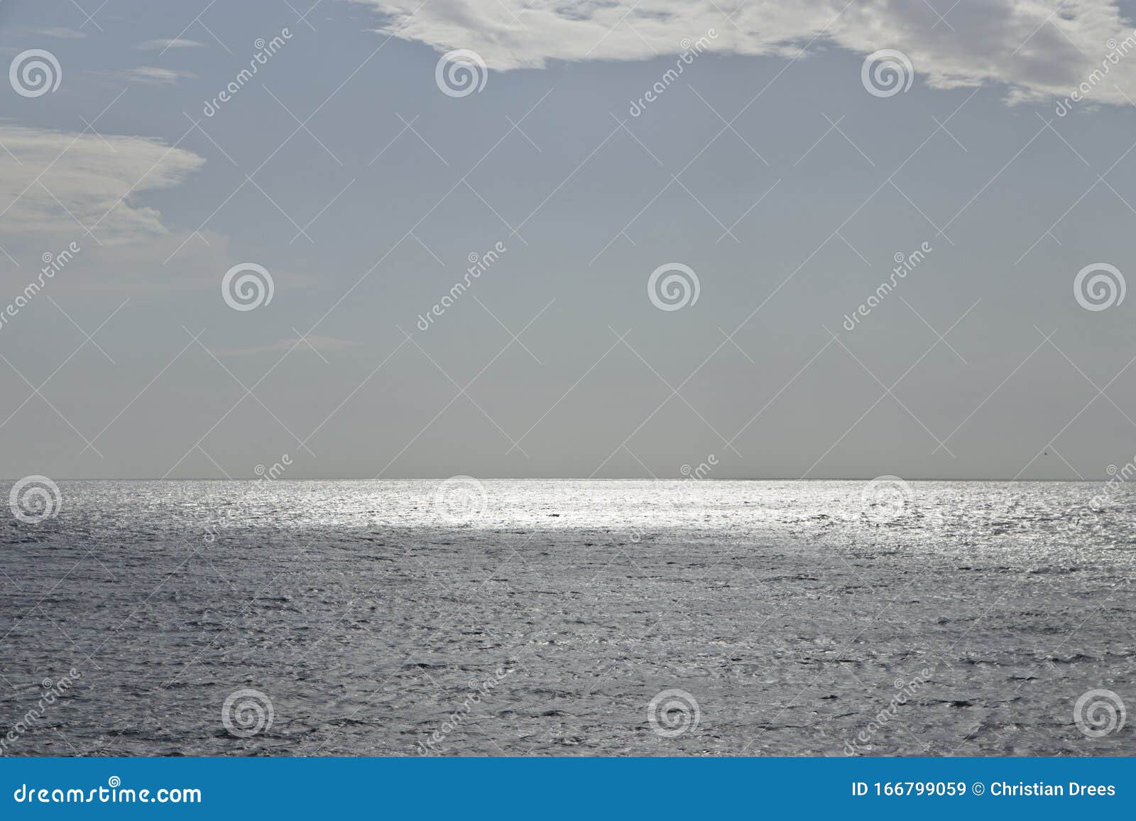 Horizon Over the Ocean with Reflections from the Sun Stock Image ...