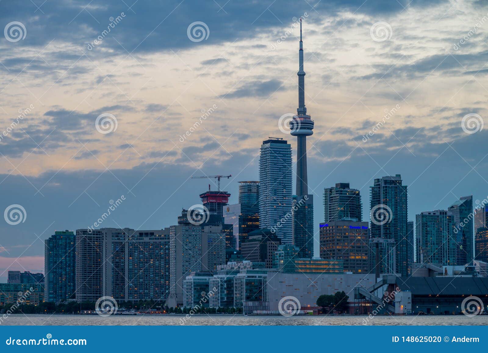Horizon Van Toronto in Canada Redactionele Afbeelding - Image of ...