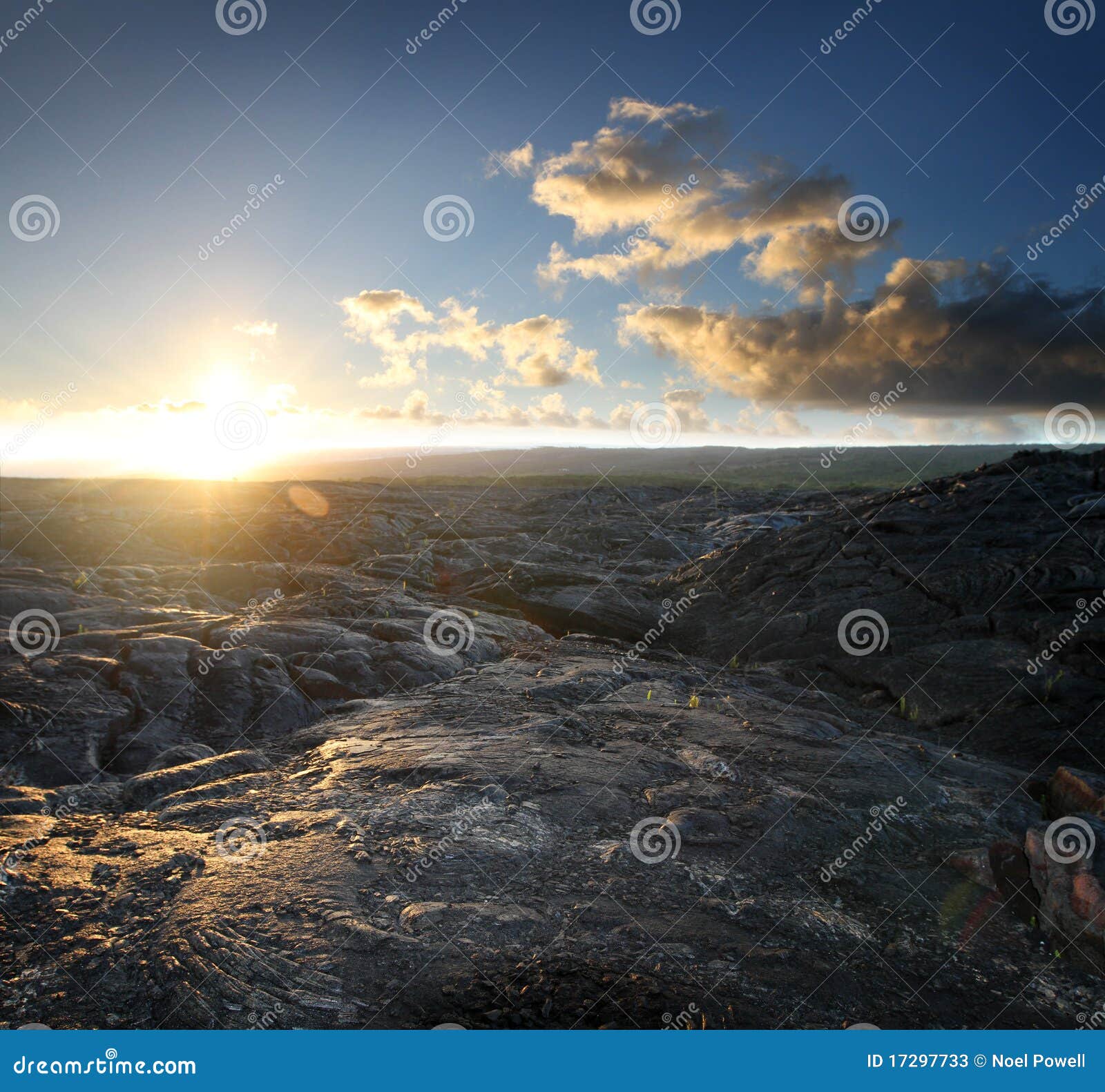Horizontal 1 De Roche Volcanique Image stock - Image du horizon, roche ...