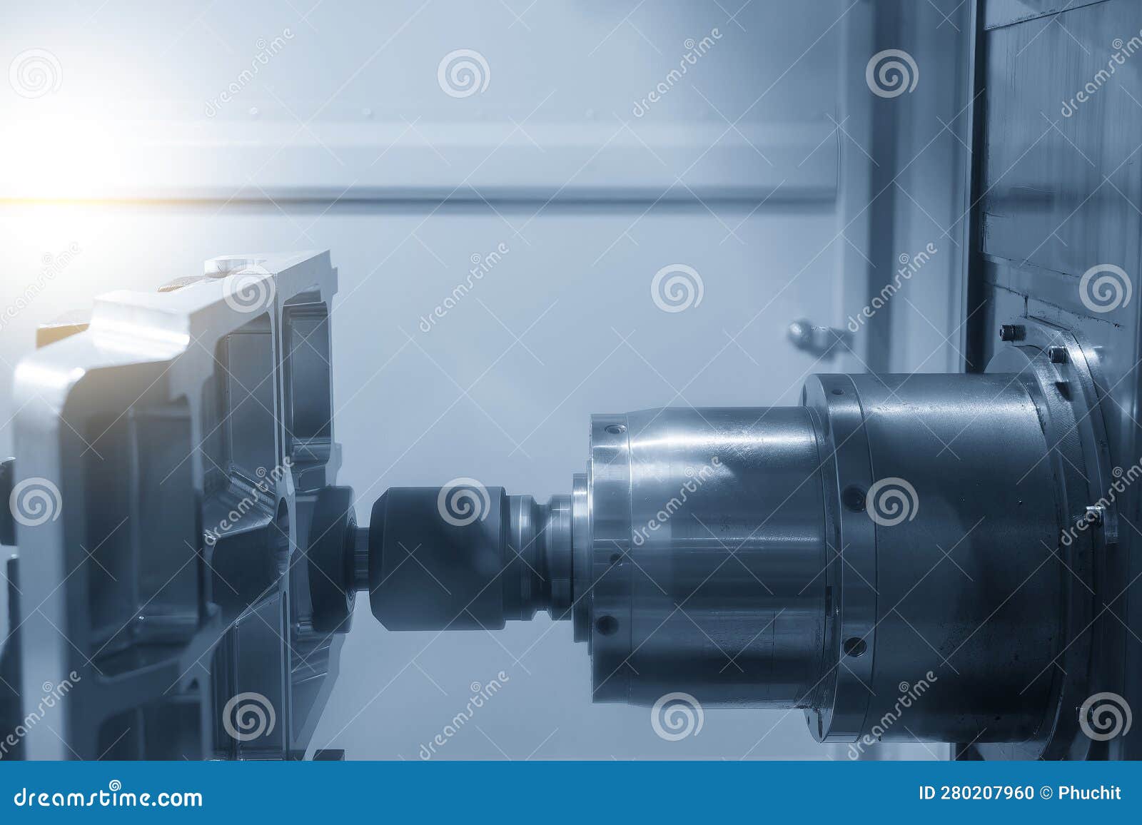 The Horizontal Axis CNC Milling Machine Cutting the Vacuum Mold Part ...