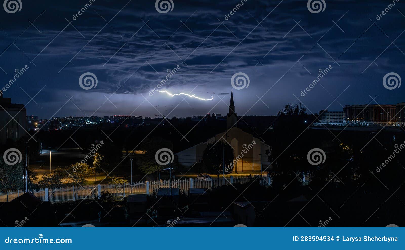 Horizontal Lightning in the Sky during a Thunderstorm Stock Photo - Image of cloudy, reflection ...