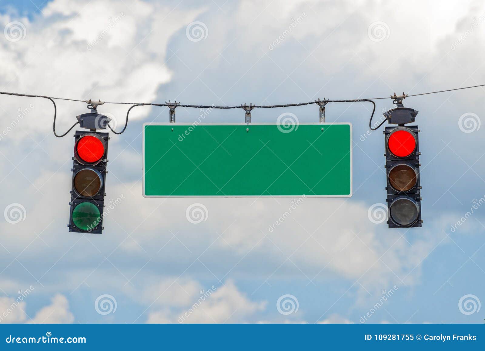 Red Traffic Light with Blank Street Sign Stock Image - Image of safety ... Red Traffic Light with Blank Street Sign Stock Image - Image of safety ...