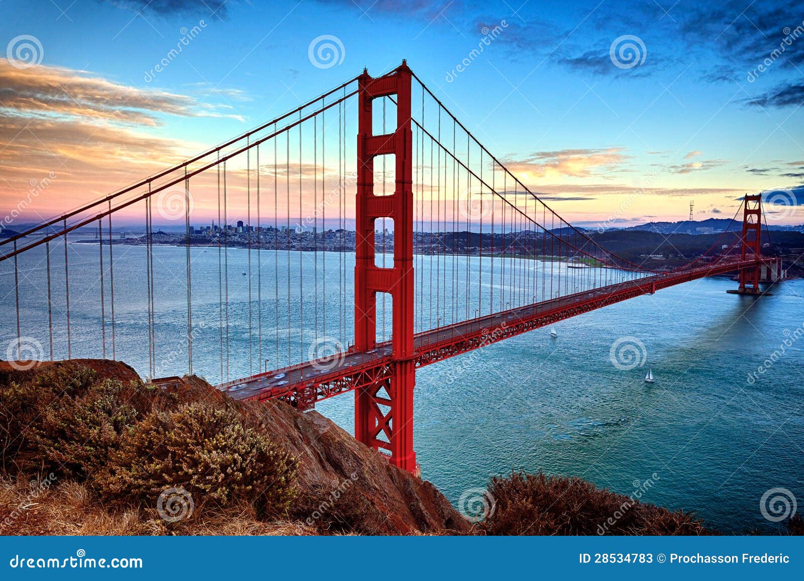 Horizontal View of Golden Gate Bridge Stock Image - Image of historical ...
