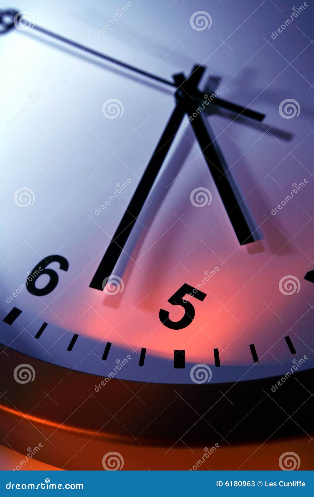 Horloge image stock. Image du heure, cinq, programme, horloges - 6180963