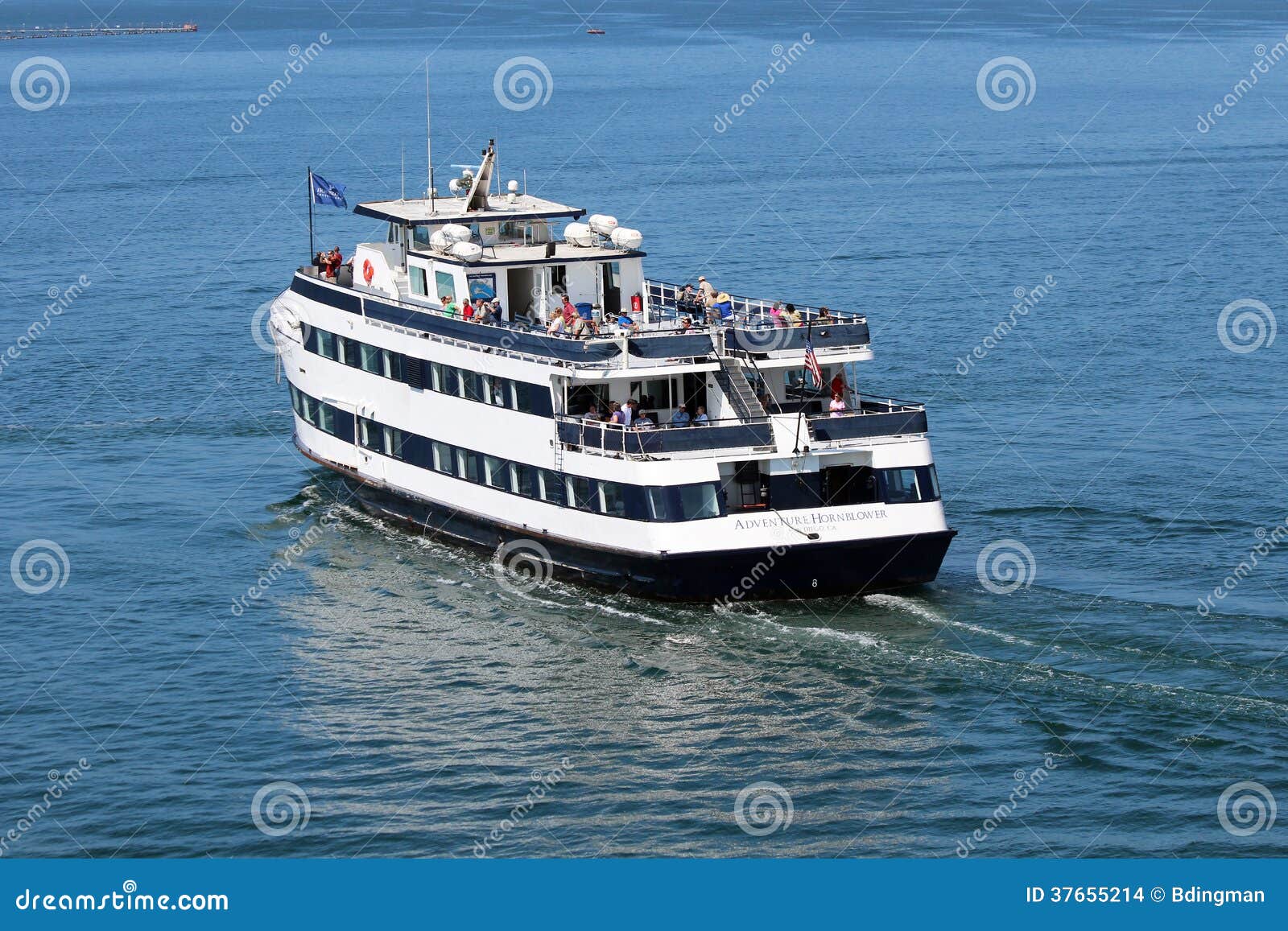 Hornblower Cruise editorial stock image. Image of hornblower - 37655214
