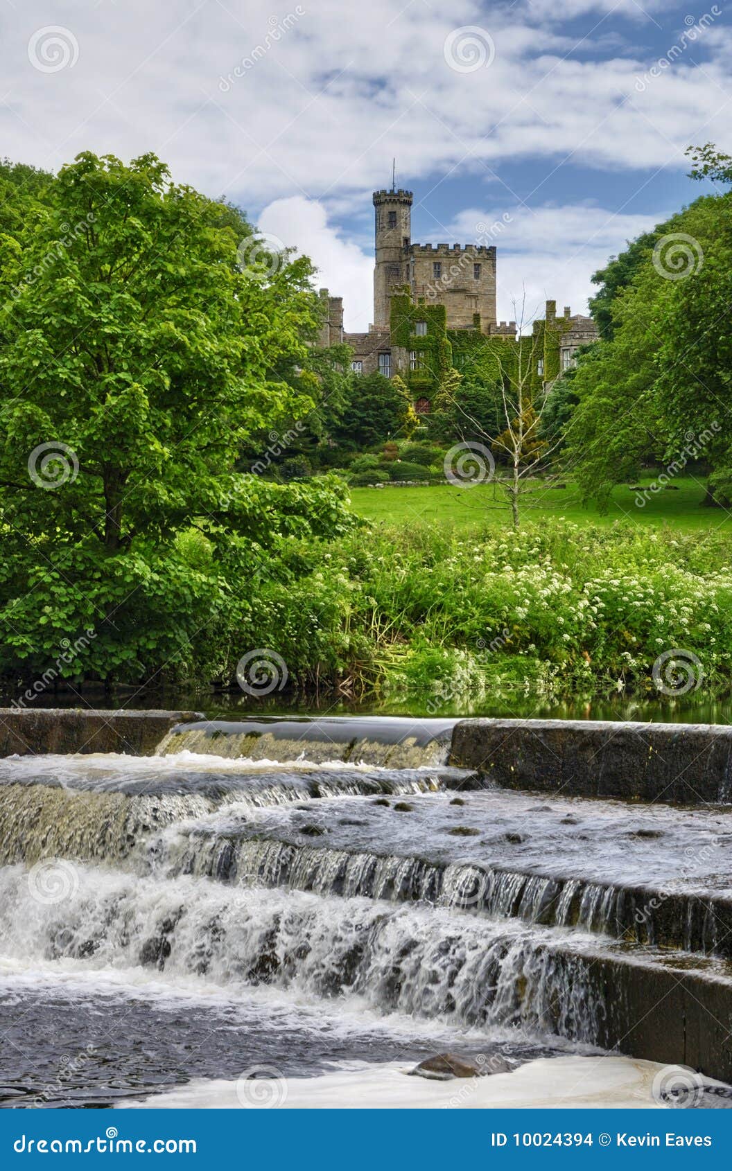 Hornby castle stock photo. Image of peaceful, english - 10024394
