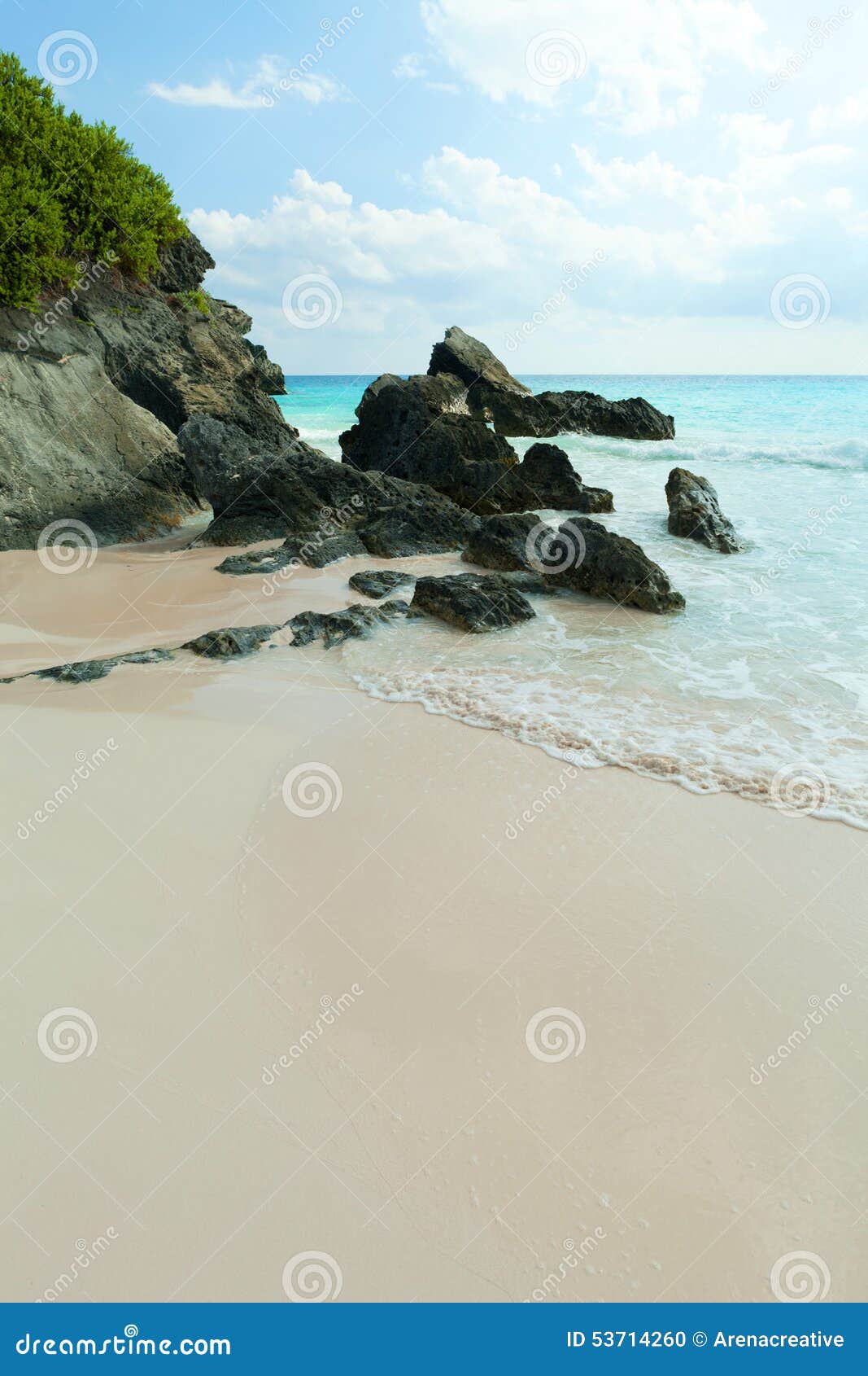 Horseshoe Bay Beach in Bermuda Stock Photo - Image of bermuda, cloud ...