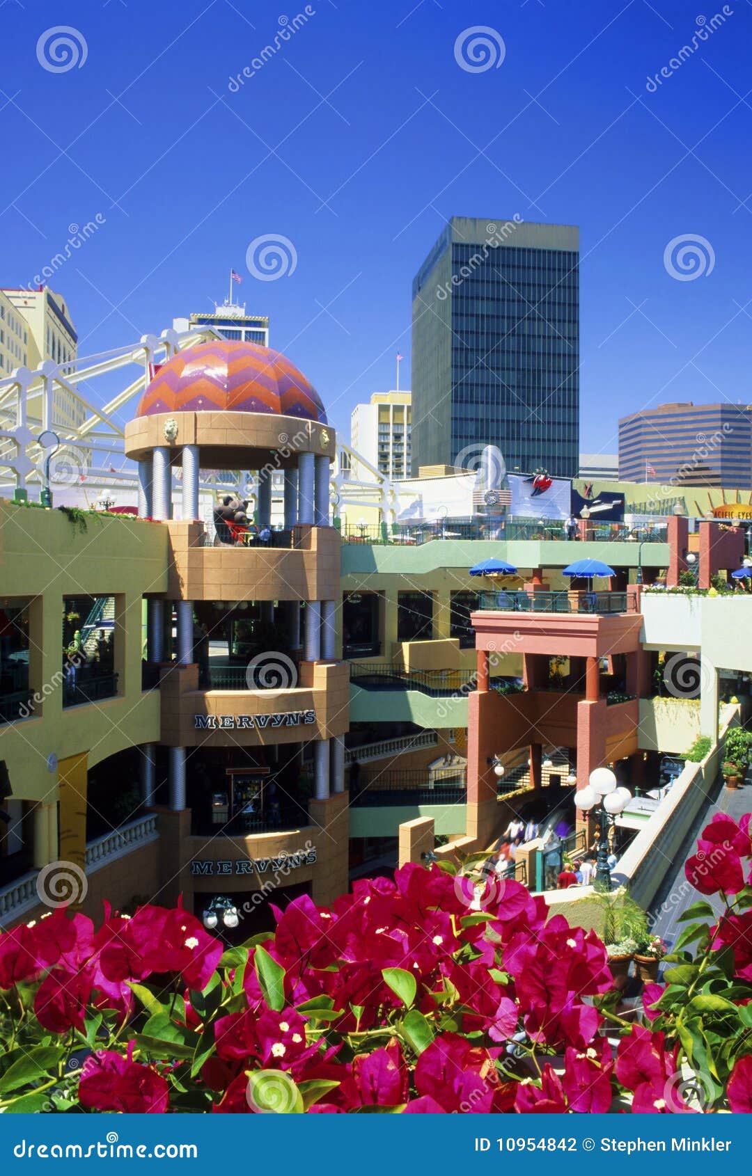 Horton Plaza editorial photography. Image of tower, revitalize - 10954842