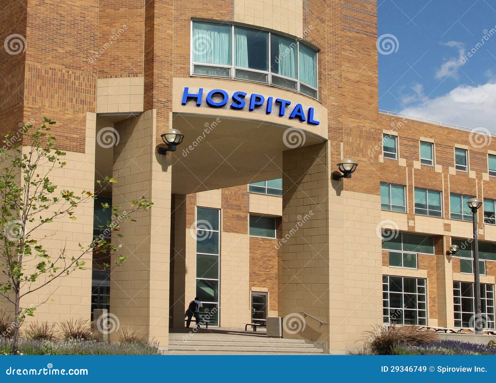 Hospital Building Royalty Free Stock Images - Image: 29346749