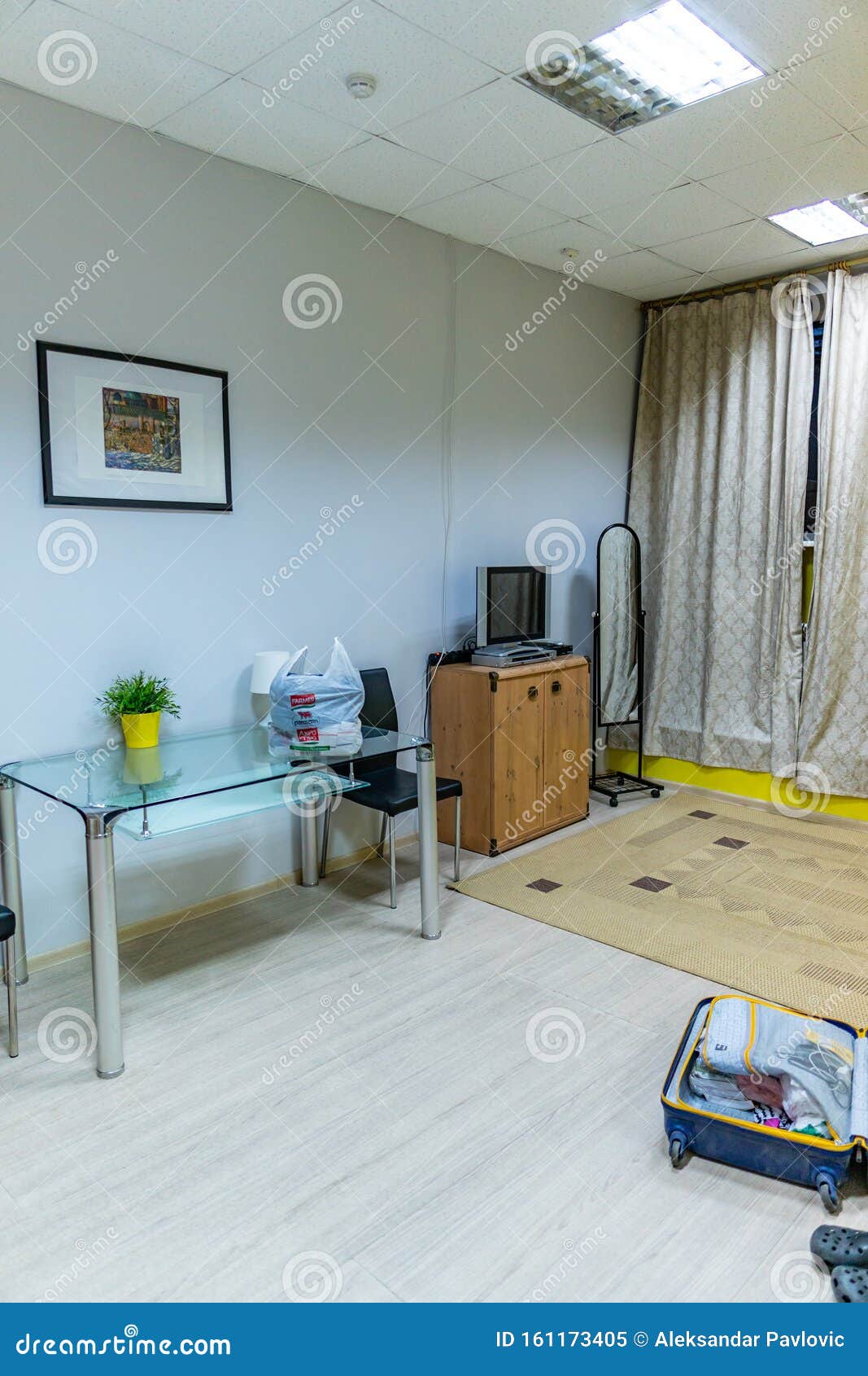 Hostel Sleeping Room 23 editorial image. Image of lodging - 161173405