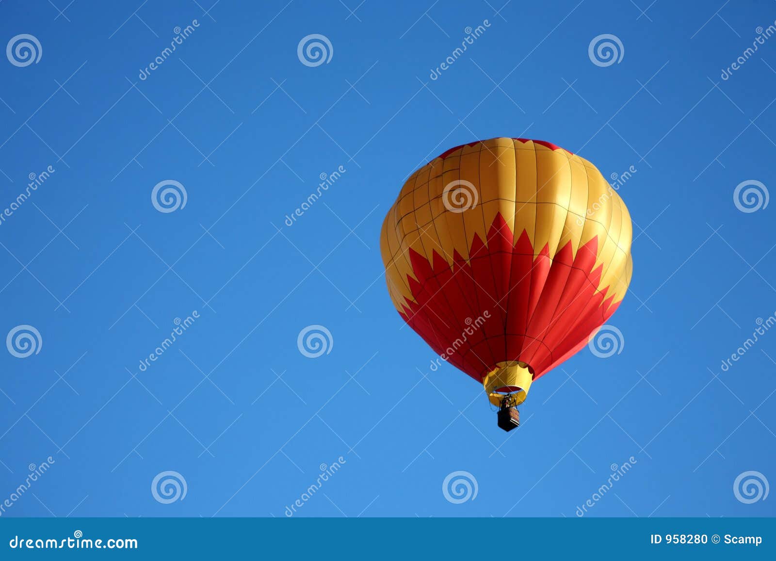 Hot Air Balloon Ride Closeup Stock Photo - Image of hover, skyward: 958280