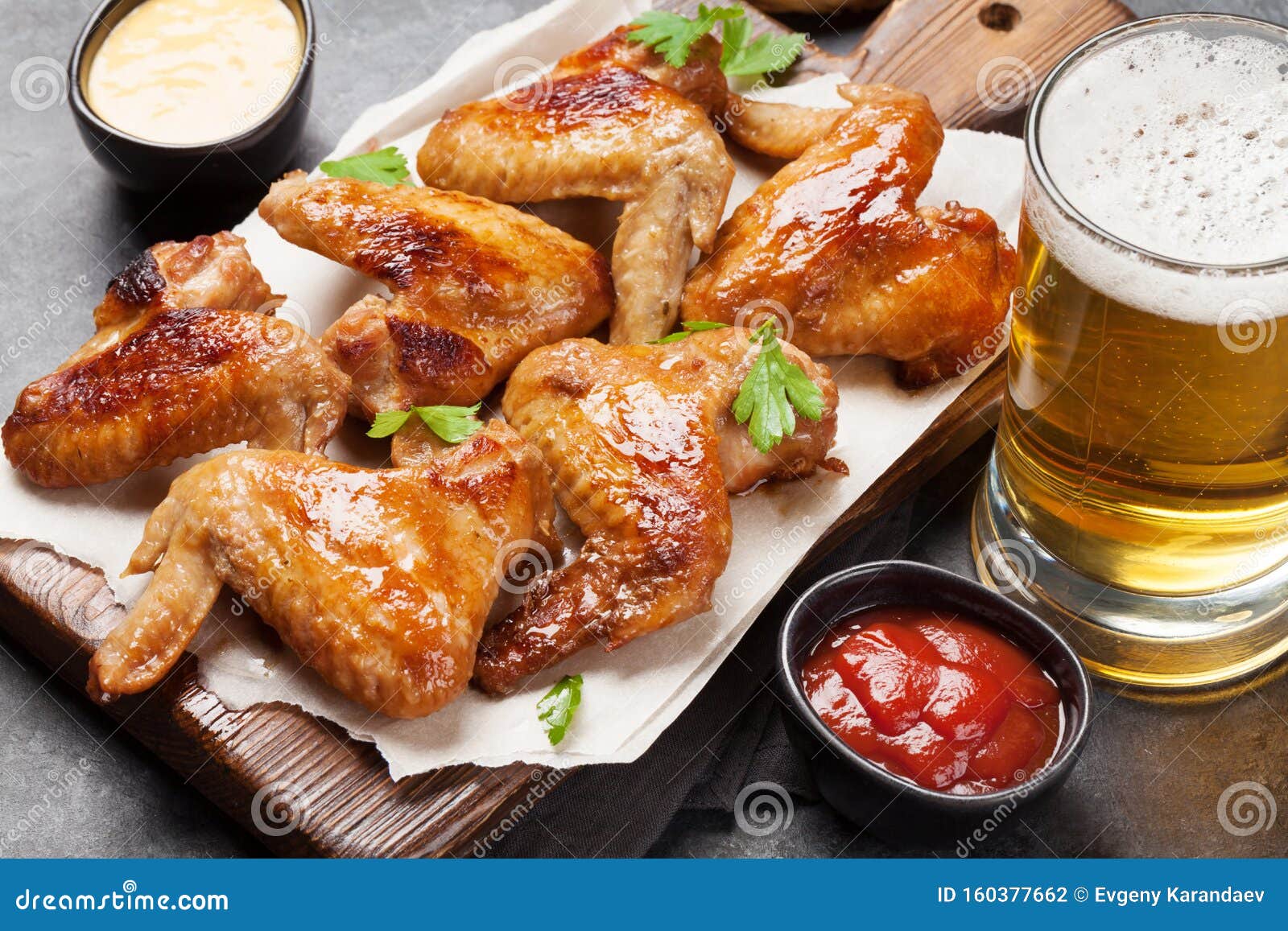 Hot Chicken Wings and Draft Beer Stock Photo - Image of chicken ...