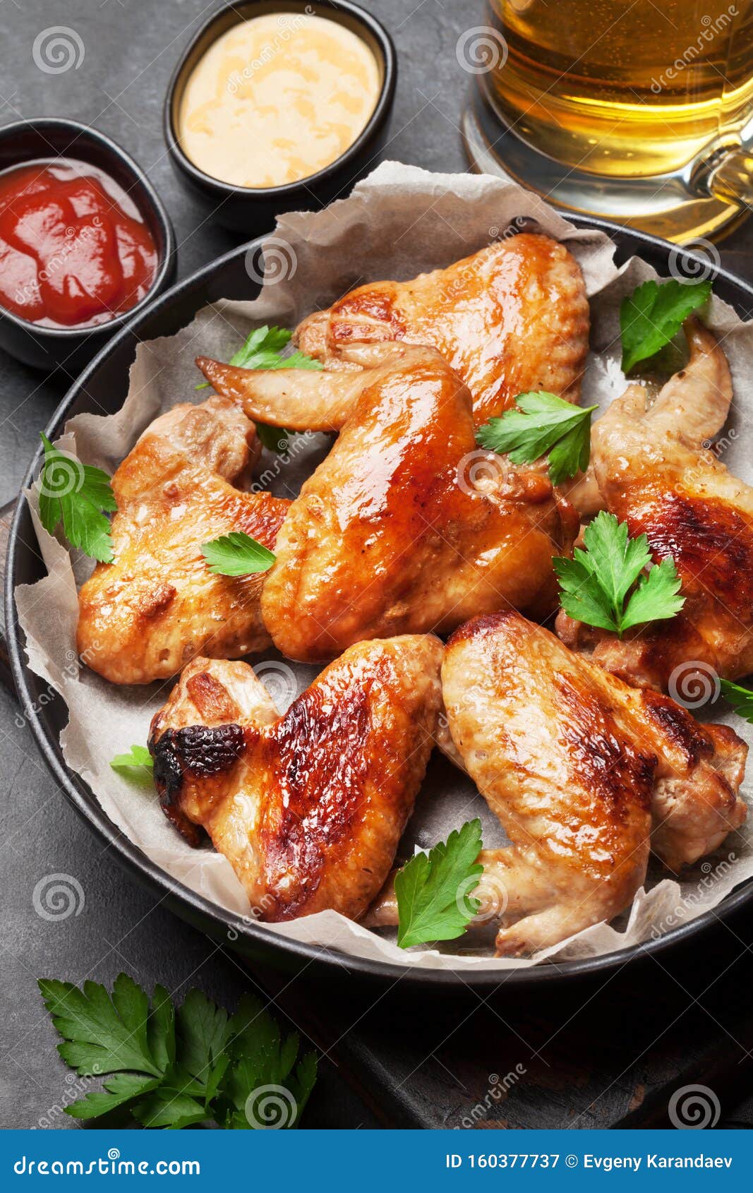 Hot Chicken Wings and Draft Beer Stock Image - Image of chili, american ...