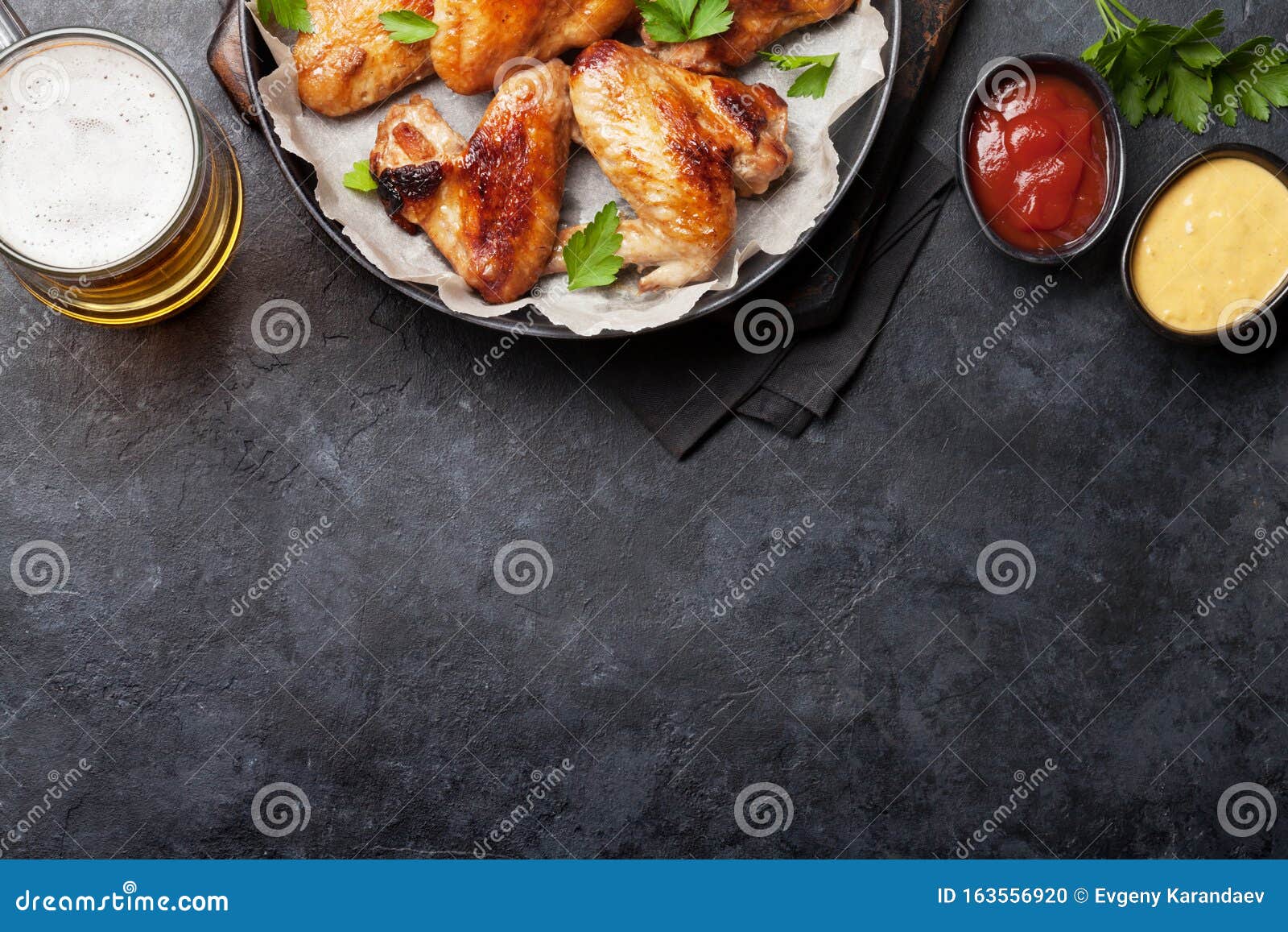 Hot Chicken Wings and Draft Beer Stock Photo - Image of food, dinner ...